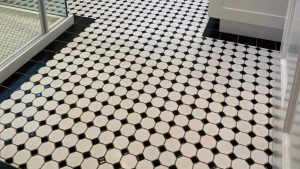 10 Timeless 1930s Floor Tile Ideas for a Vintage Look