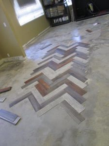 Which Direction Should Herringbone Floor Tiles Face? (Expert Guide 2024 ...
